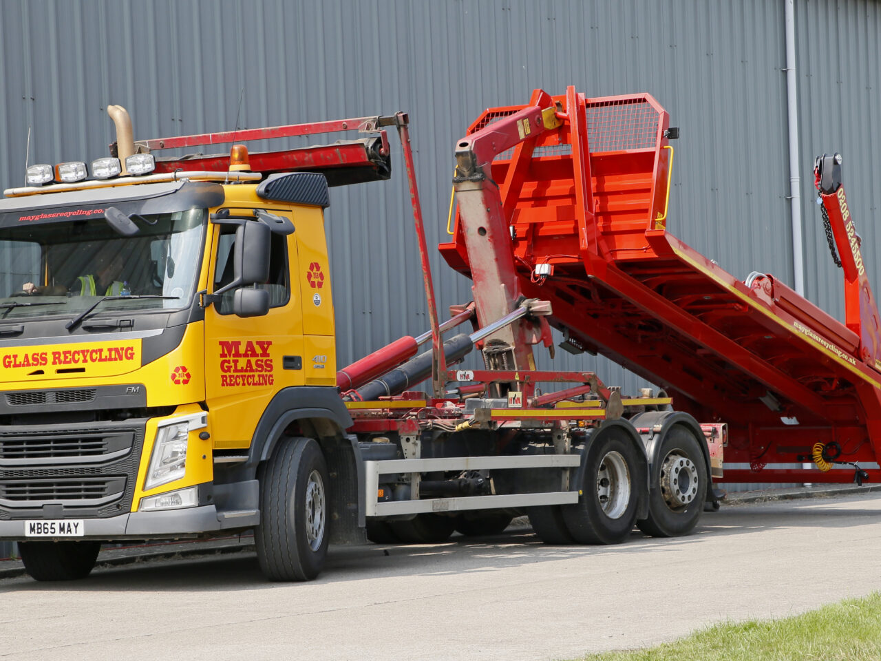 Skiploaders | Skip Lorries | Harsh UK